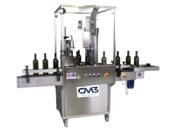 Semi-automatic screw capping machines - CM3 Engineering